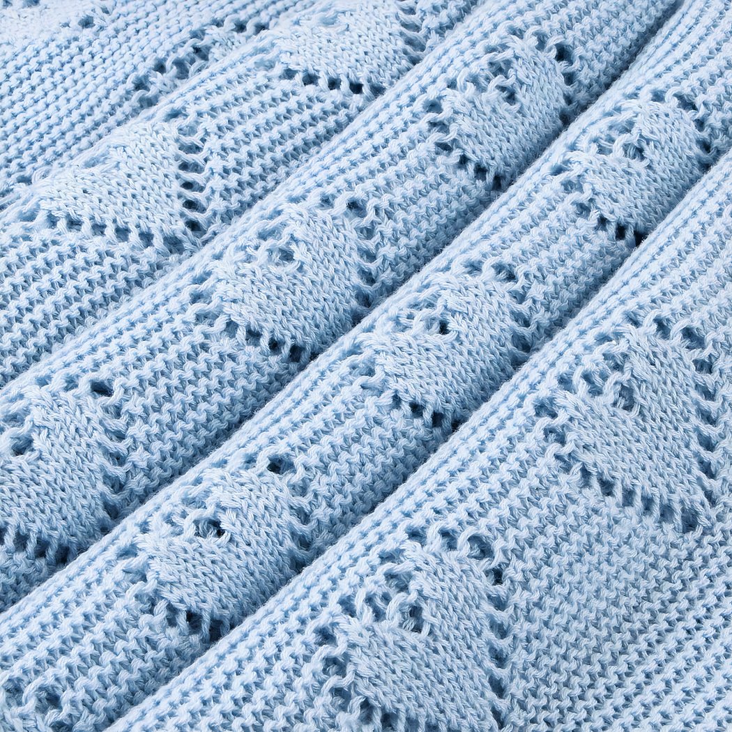 Couverture tricot motif cœur bébé • Mille et une couverture