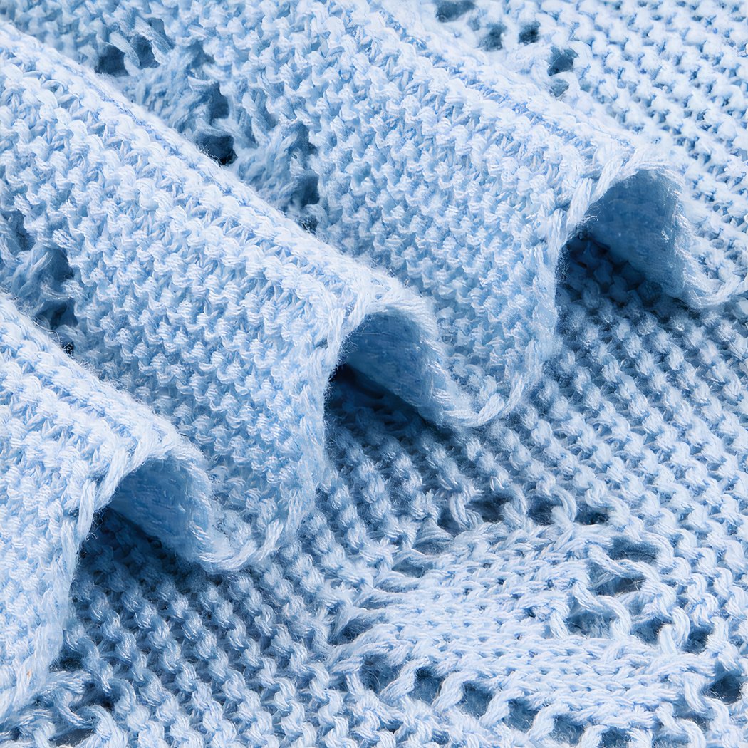 Couverture tricot motif cœur bébé • Mille et une couverture